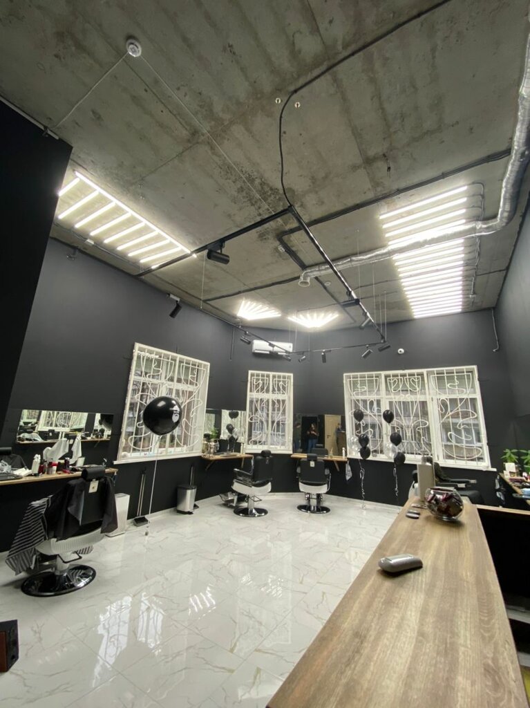 Berberler Barbershop BradoBrey, Kiev, foto