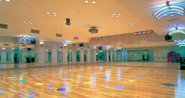 Fitness kulüpleri コナミスポーツクラブ 神戸, Kobe, foto