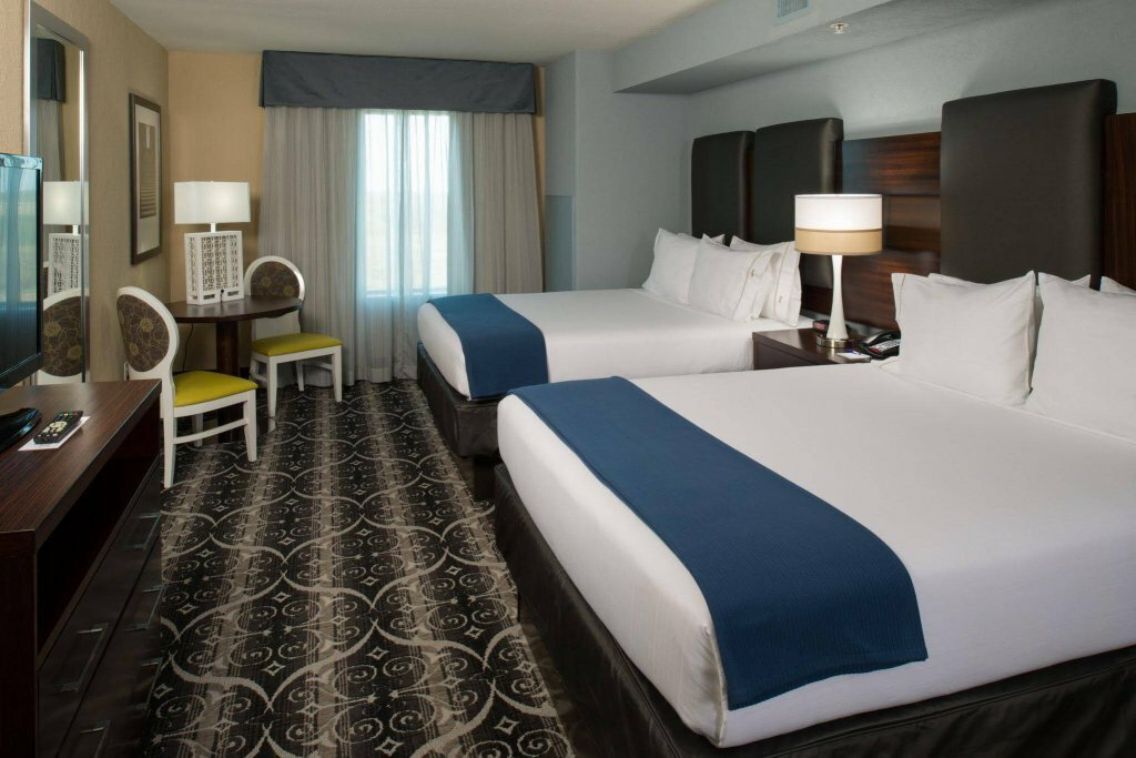 Otel Holiday Inn Express & Suites North Kansas City, Missouri Eyaleti, foto