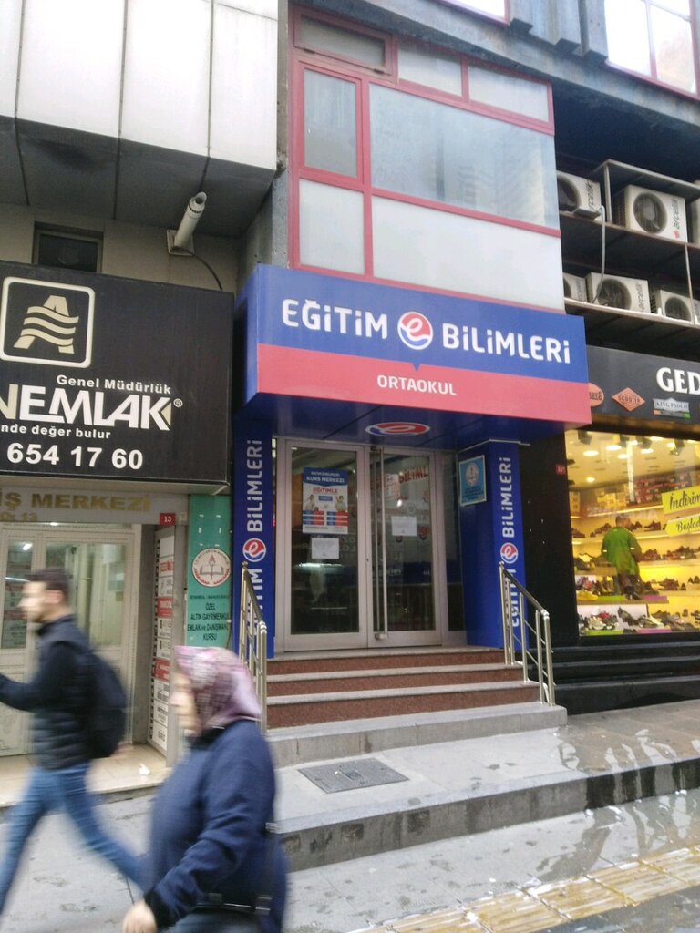 Eğitim merkezleri Eğitim Bilimleri Ortaokulu, İstanbul, foto