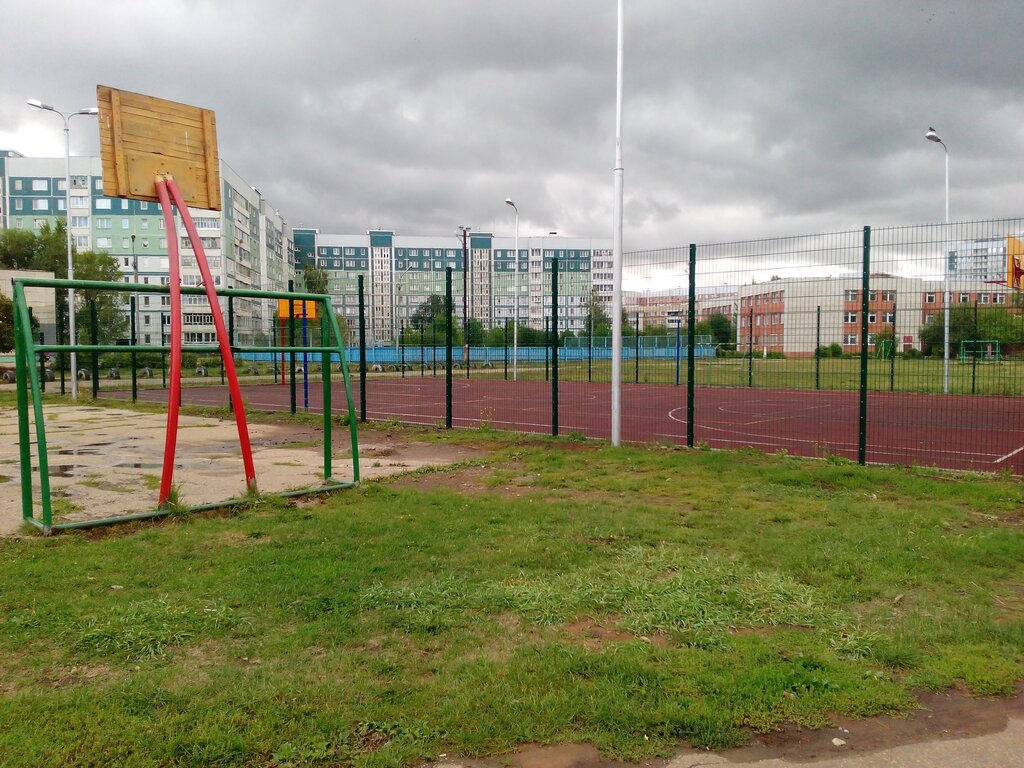Spor alanı Sports activity location, Naberejniye Çelny (Yar Çallı), foto