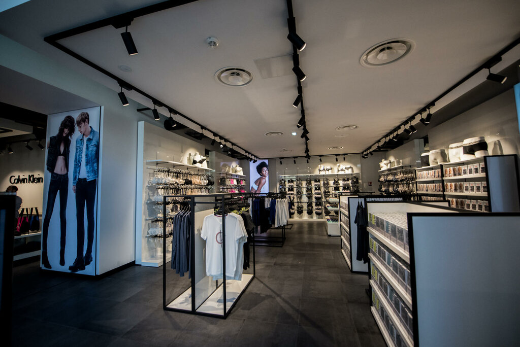 Giyim mağazası Calvin Klein Outlet, , foto