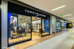 Tommy Hilfiger (İstanbul, Bahçelievler, Yenibosna Merkez Mah., Değirmenbahçe Cad., 34), giyim mağazası  İstanbul'dan