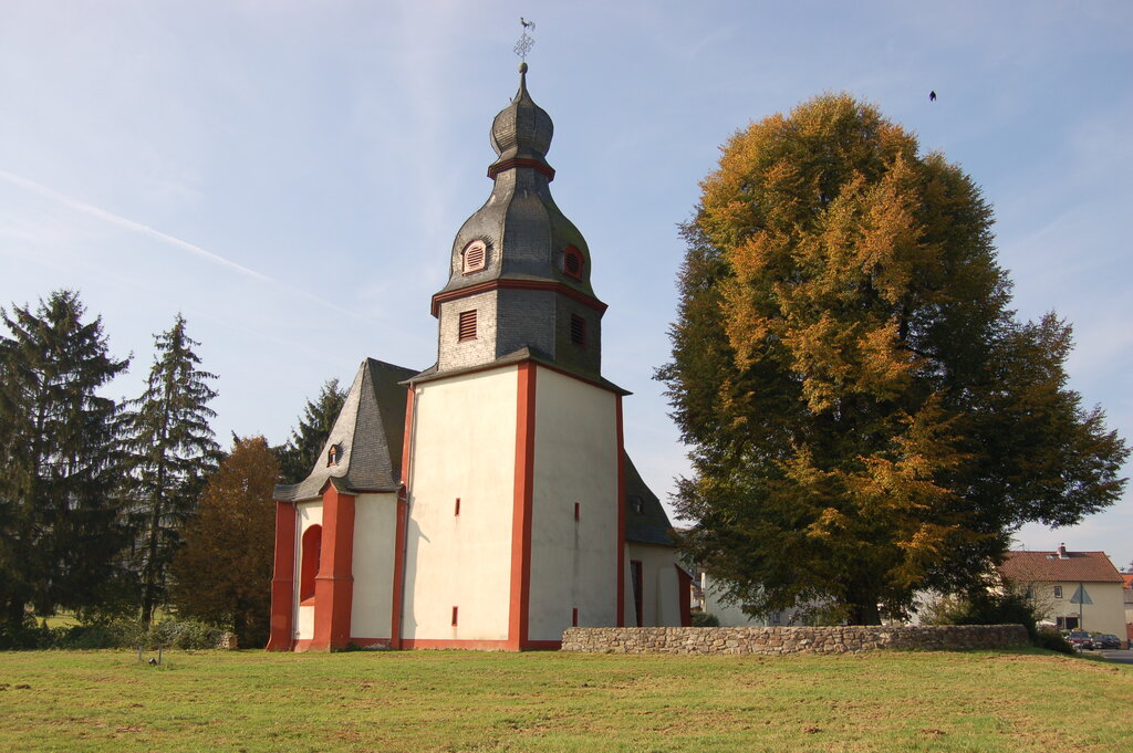 Dini dernekler Evangelische Johanneskirche - Evangelische Johanneskirchengemeinde Niederseelbach, Hesse, foto