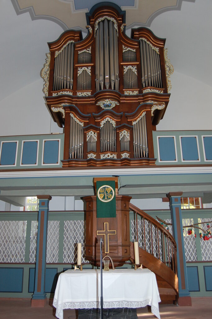 Dini dernekler Martinskirche Bärstadt - Evangelische Kirchengemeinde Bärstadt, Hesse, foto