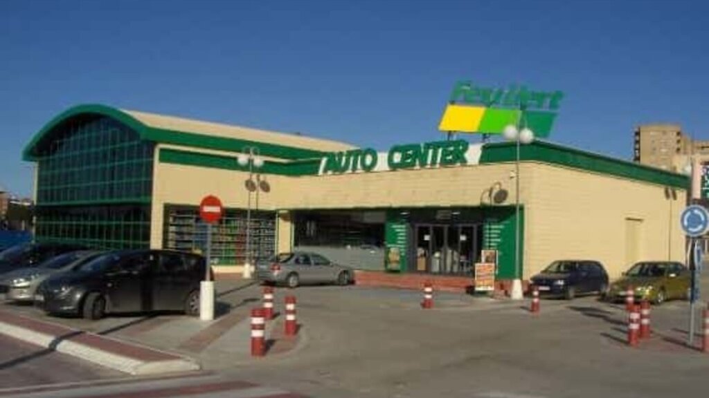 Jant ve lastikçiler Feu Vert, Valensiya, foto