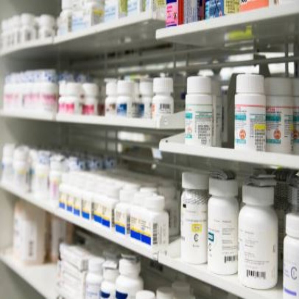 Kozmetik ve parfümeri mağazaları Farmacia y Perfumeria Alderete, Neuquen, foto