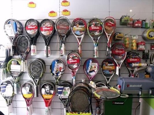 Giyim mağazası Tennis Service, Cagliari, foto