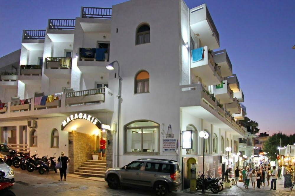 Otel Maragakis, Dünya, foto