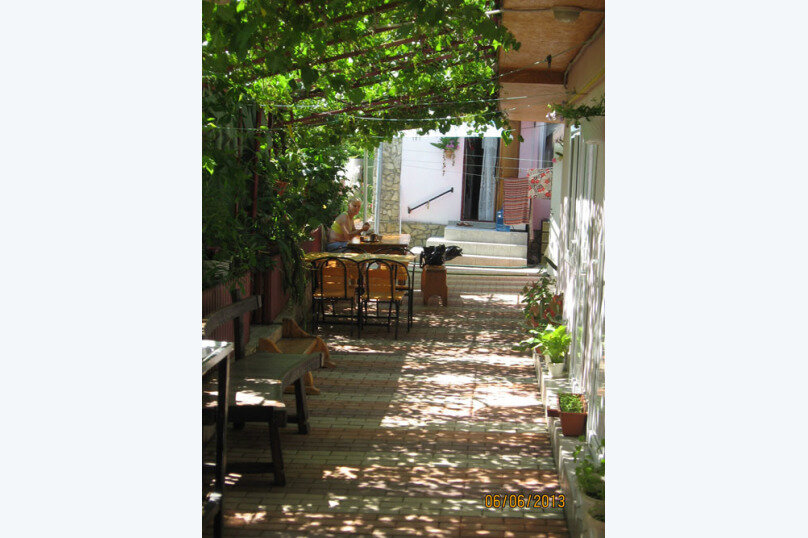 Otel Gostevoy dom U Tyoshchi 1, Feodosya (Kefe), foto
