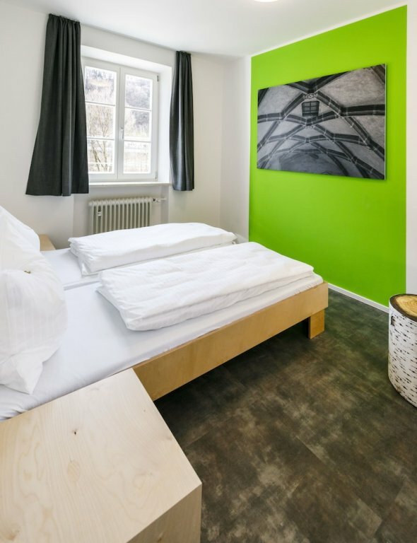 Otel Djh Jugendherberge Burghausen, Burghausen, foto