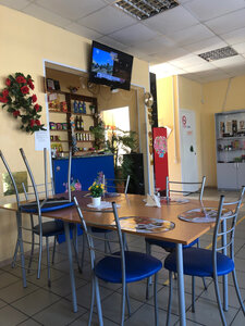 Кафе (Republic of Karelia, Medvezhyegorskiy rayon, posyolok gorodskogo tipa Povenets, ulitsa Kopeykina), kafe  Karelya Cumhuriyeti'nden