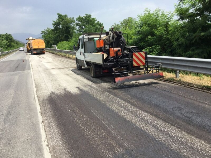 Yol ve asfalt ürünleri B. T. Lavori Edili Stradali, Umbria, foto