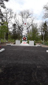 Мемориал Великой Отечественной войны (Rostov Region, Neklinovskiy rayon, Fyodorovskoye selskoye poseleniye, selo Yefremovka), anıt, heykel  Rostovskaya oblastından