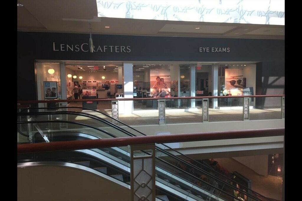 Giyim mağazası LensCrafters, Franklin, foto