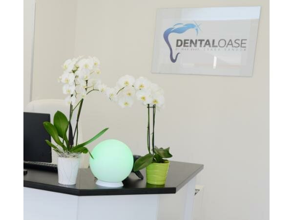 Özel ağız ve diş sağlığı klinikleri ve muayenehaneleri Dentaloase Dr. med. dent. Csaba Sandor - Wahlarzt, Yukarı Avusturya, foto
