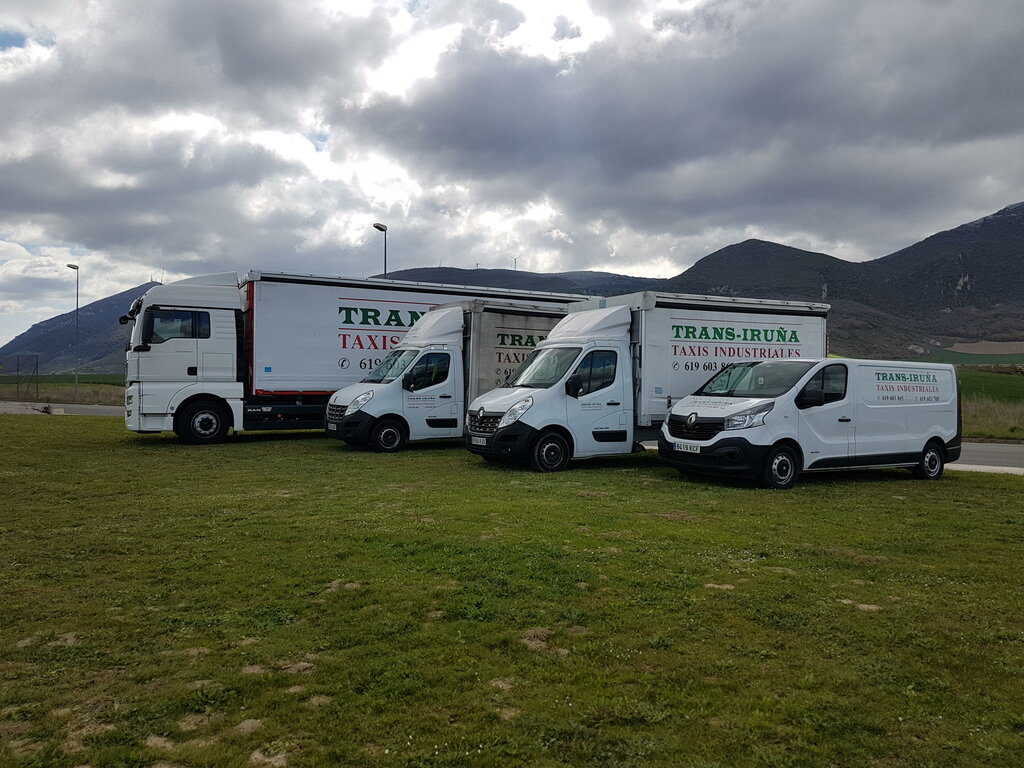 Toplu taşıma yönetimi ve bakımı Trans Iruña Taxis Industriales, Navarra, foto