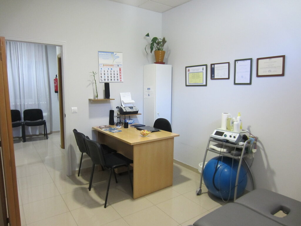 Tıp merkezleri ve klinikler Benestar Fisioterapia, Pontevedra, foto