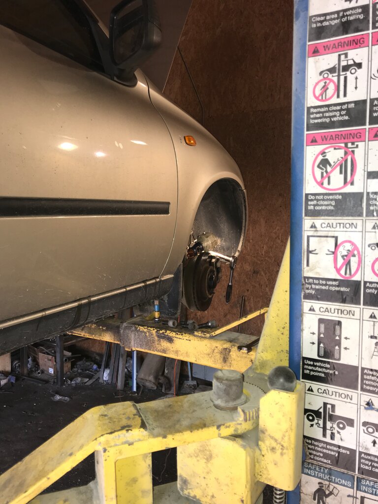 Otomobil servisi Автосервис, Saint‑Petersburg ve Leningradskaya oblastı, foto