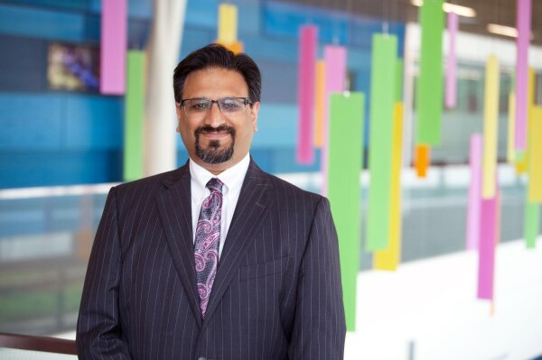 Plastik cerrahi klinikleri Anjay Khandelwal, Md, Facs, Fics, Ohio Eyaleti, foto