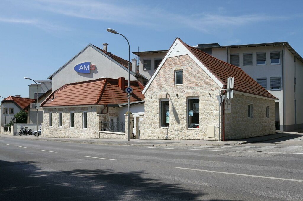 Müzik enstrumanların tamiri Musik Pertak, Eisenstadt, foto