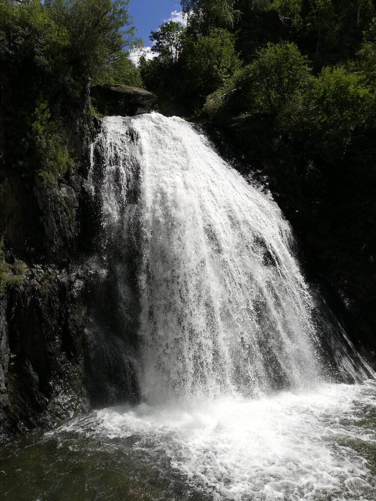 Şelale Waterfall, Altay Cumhuriyeti, foto