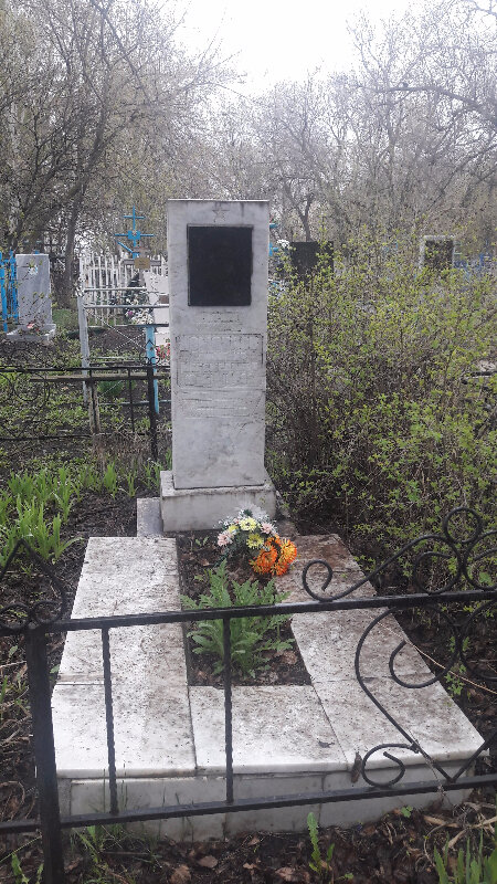 Ünlü kişilerin mezarları Исмаилов Владимир Магомедович, Samarskaya oblastı, foto