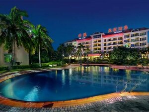 Huayuan Hot Spring Seaview Resort (Hainan Province, Sanya), otel  Sanya'dan