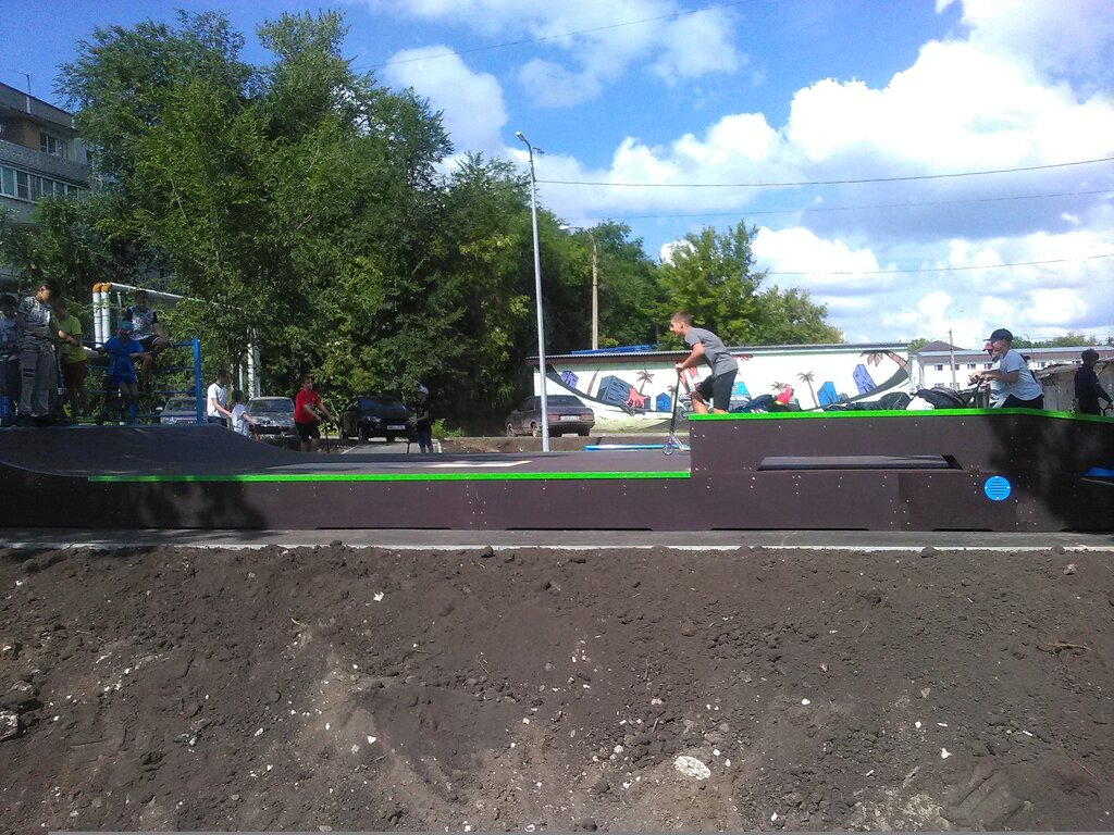 Spor alanı Скейт-площадка, Samara, foto