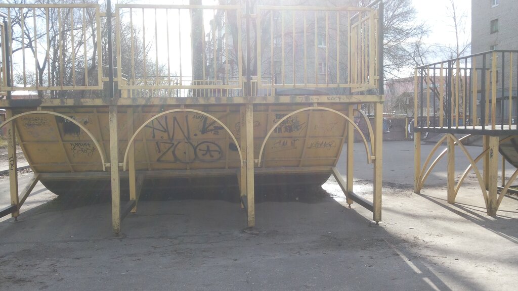 Spor alanı Скейт-парк, Gus‑Hrustalny, foto