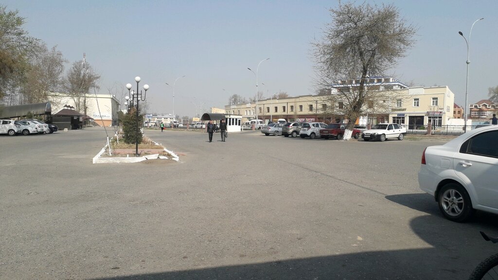 Otoparklar Car park, Fergana, foto