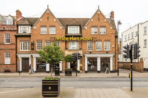 White Hart (Newmarket, High Street), bar  İngiltere'den