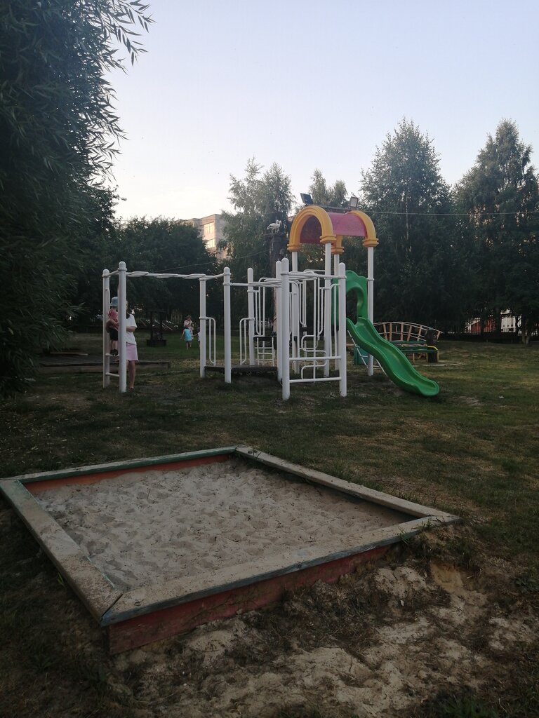 Oyun alanı Playground, Nijni Tagil, foto