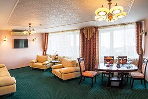 Volna (Kaliningradskiy Avenue No:68Б), otel  Svetlogorsk'tan