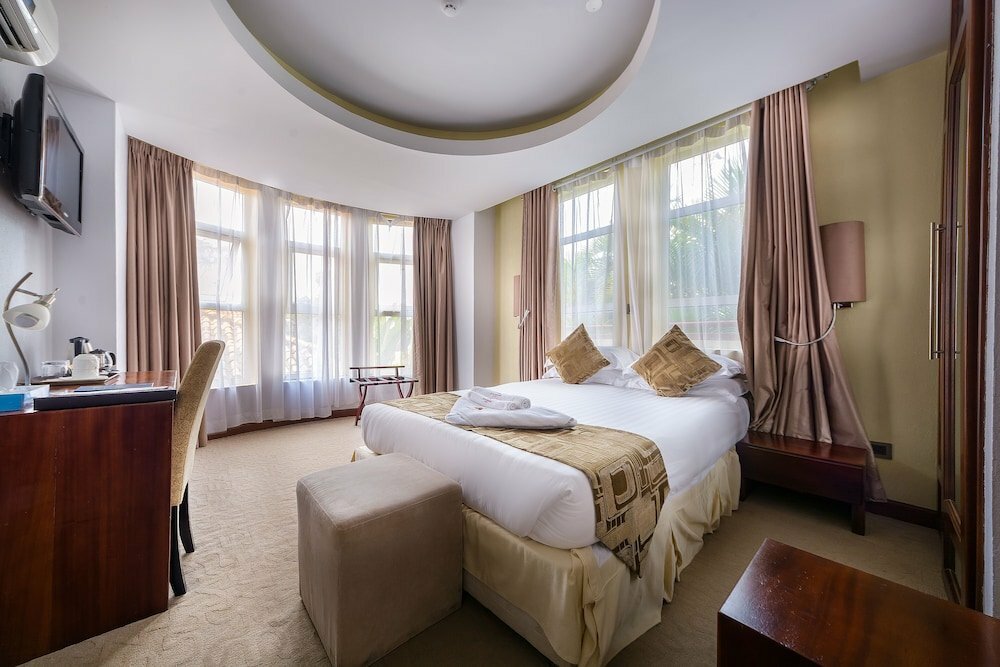 Otel The Lake Heights Hotel Entebbe, Entebbe, foto