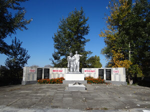 Погибшим односельчанам 1941-1945 гг. (Amur Region, Zavitinskiy munitsipalny okrug, selo Antonovka), anıt, heykel  Amursk Bölgesi'nden
