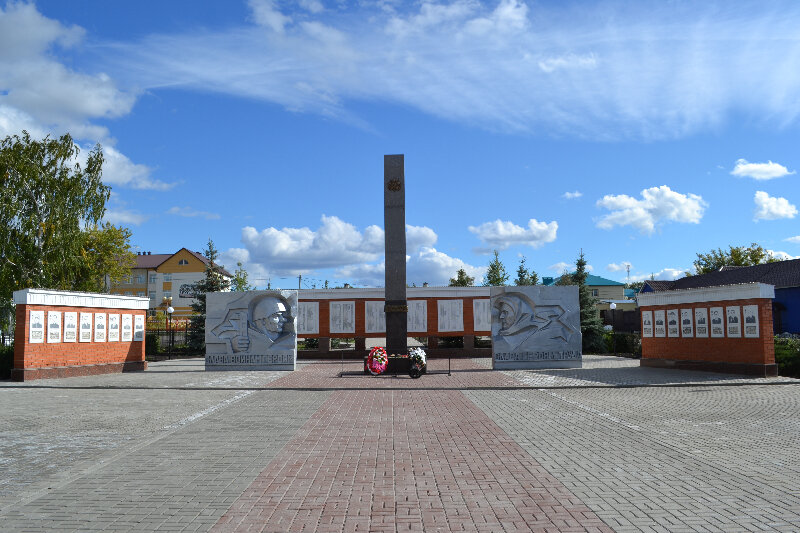 Anıt, heykel Мемориальный комплекс, Tataristan, foto