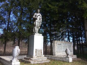 Павшим воинам Великой Отечественной войны (Chuvash Republic, Yadrinskiy munitsipalny okrug, selo Oykas-Aslamasy), anıt, heykel  Çuvaşya'dan