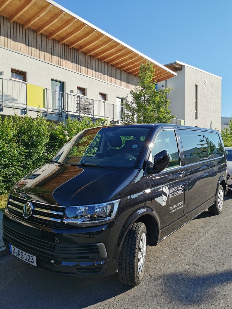 Toplu taşıma yönetimi ve bakımı Taxi Service Regensburg, Bavyera, foto