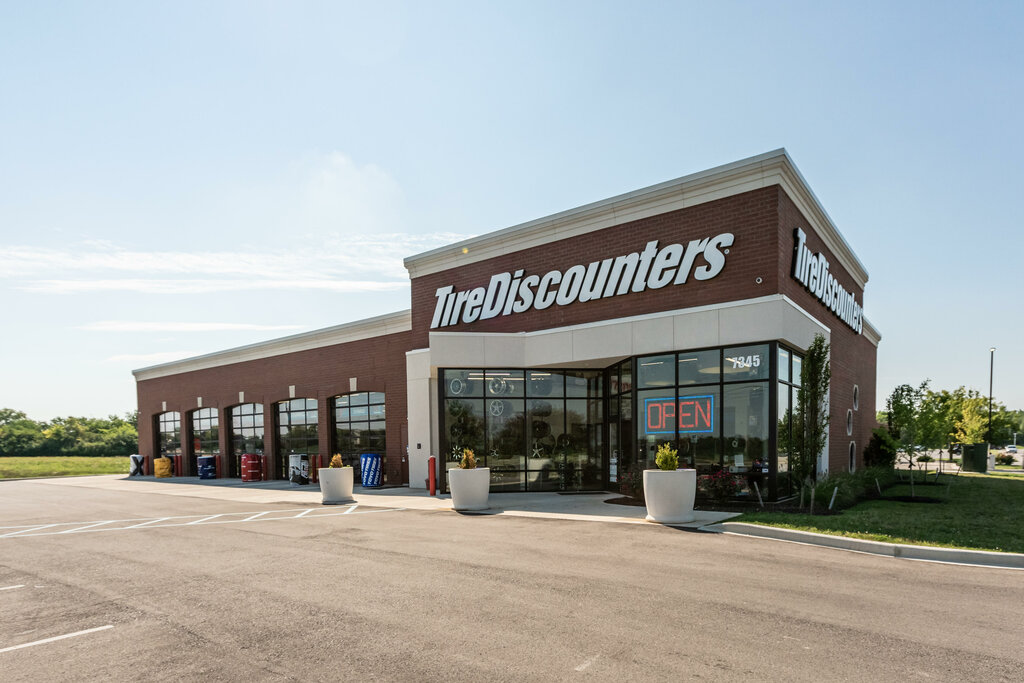Otomobil kliması firmaları Tire Discounters, İndiana Eyaleti, foto