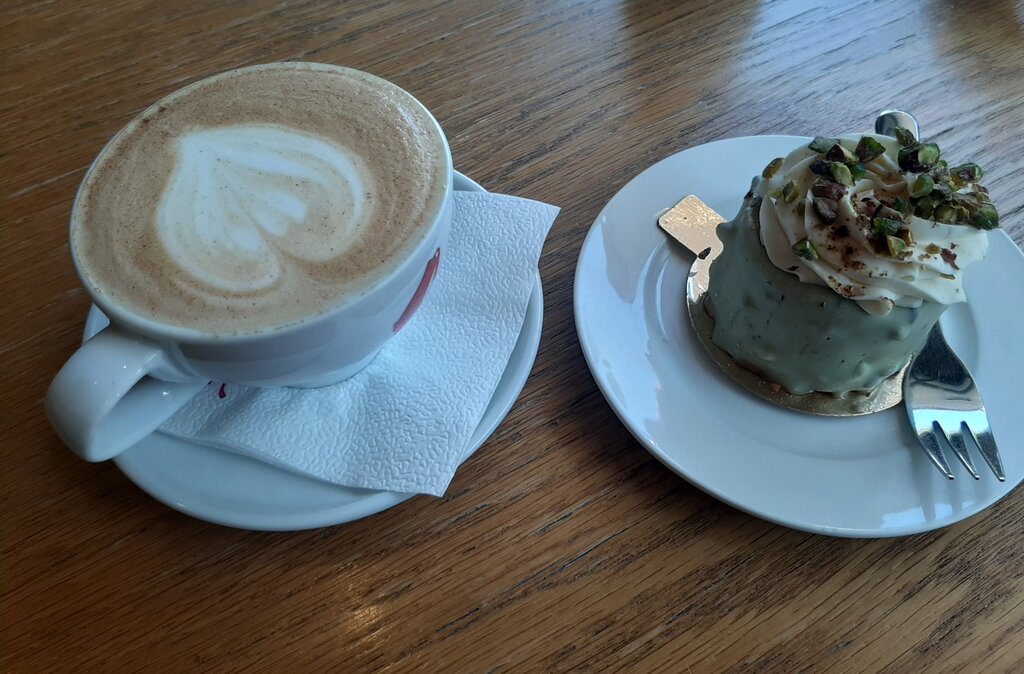 Pasta, şekerleme ve tatlı Ваниль, Soçi, foto