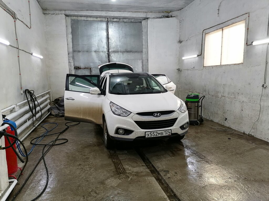 Oto lastik tamiri Garage, Krasnoyarski krayı, foto