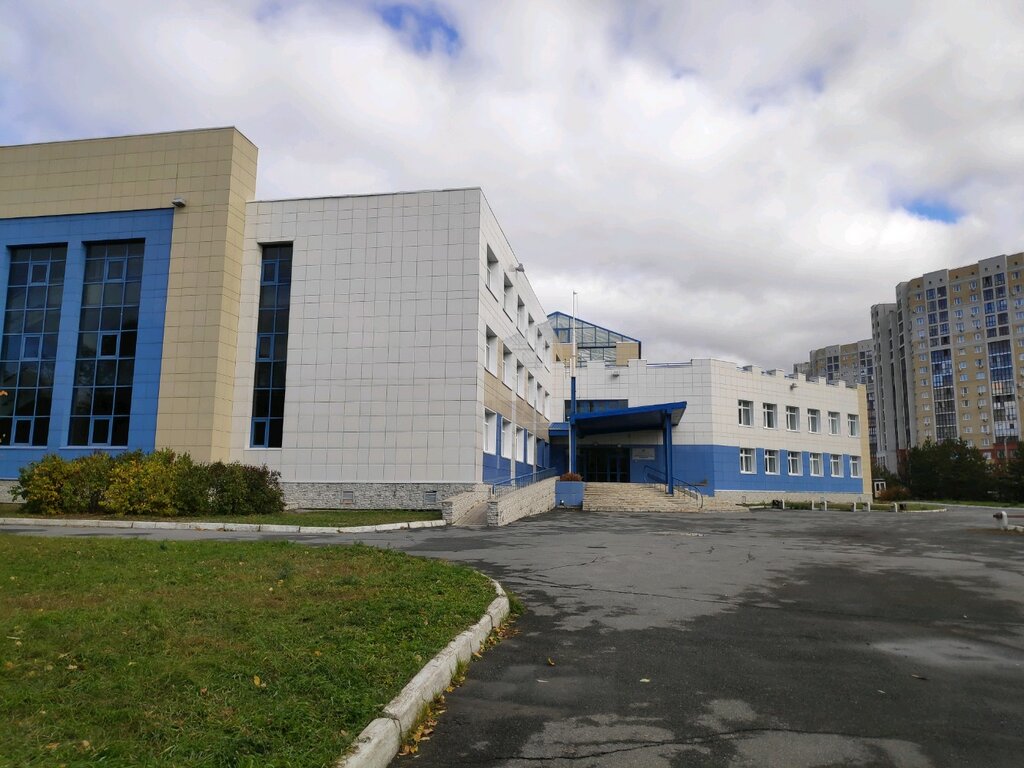 Lise Anoo licej ehknk, Omsk, foto