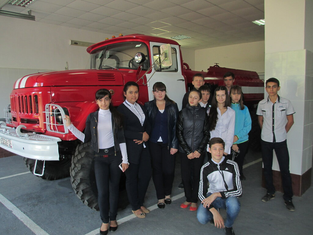 Ortaokul Munitsipalnoye obshcheobrazovatelnoye uchrezhdeniye Srednyaya Shkola № 74 Traktorozavodskogo rayona Volgograda, Volgograd, foto
