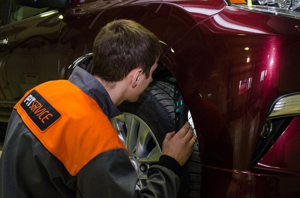 Otomobil servisi Fit Service, Krasnoyarsk, foto