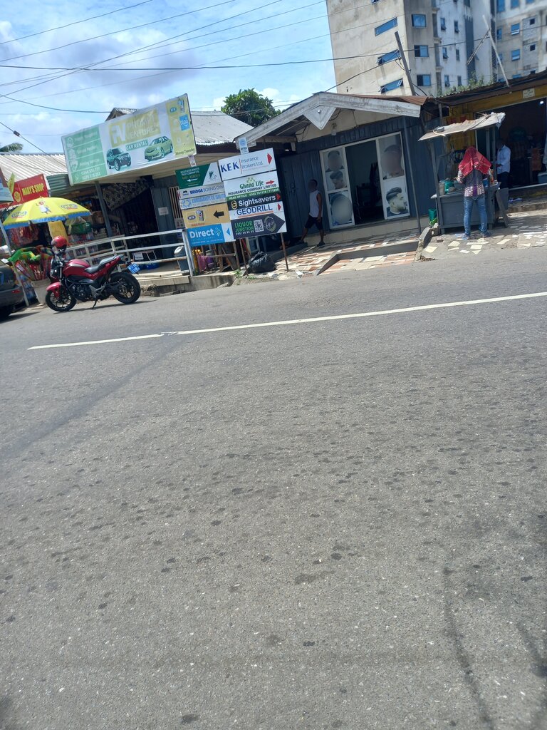 Berberler Dandy Barbering Salon, Akra, foto