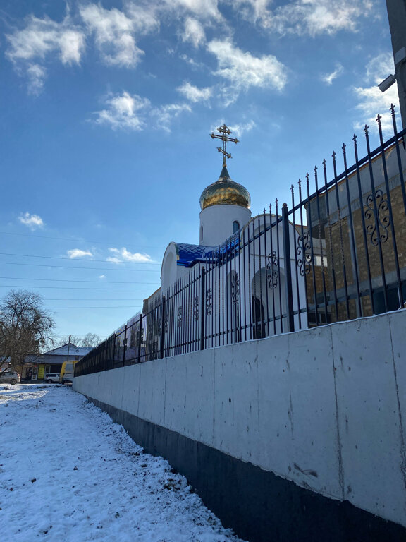 Şapel, haç anıtı Часовня, Simferopol (Akmescit), foto