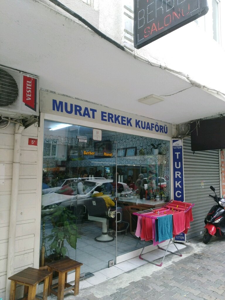Berberler Murat Erkek Kuaförü, İstanbul, foto