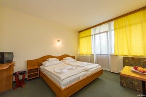 Hotel Nostra (Somogy vármegye, Siófok, Erkel Ferenc utca), otel  Siófok'tan
