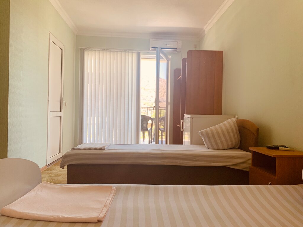 Kısa süreli konaklama У Мыса, Sudak, foto